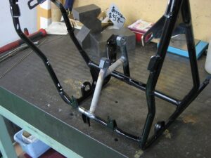 GPZアッパーカウルステー取り付け部のおはなし | しゃぼん玉 -Shabondama-