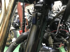 GPZアッパーカウルステー取り付け部のおはなし | しゃぼん玉 -Shabondama-