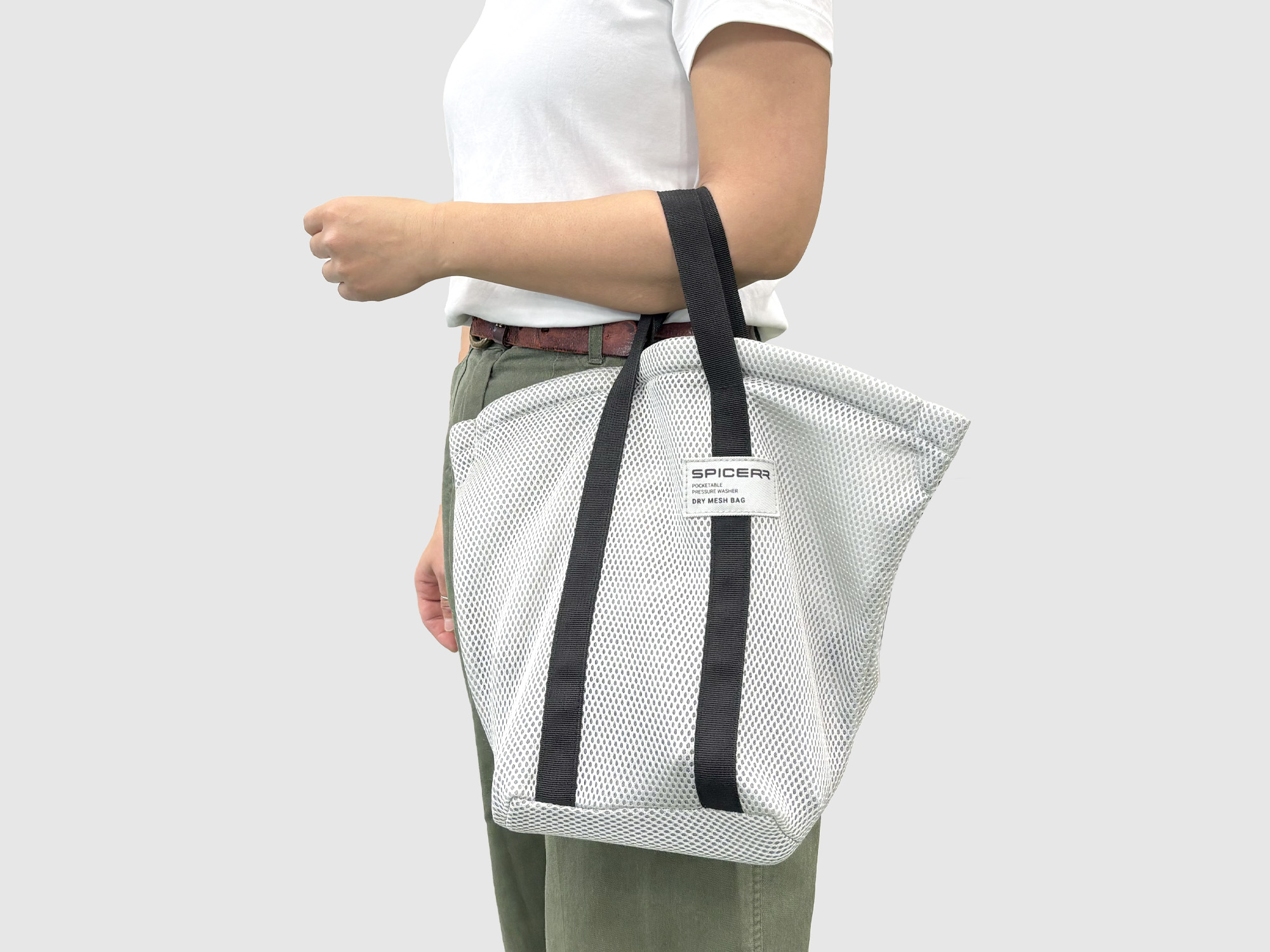 〈数量限定〉「ポケッタブル⾼圧洗浄機SPICERR SWU-1」を購⼊された⽅に、保管や持ち運びに便利なドライメッシュバッグをプレゼント | しゃぼん玉 -Shabondama-